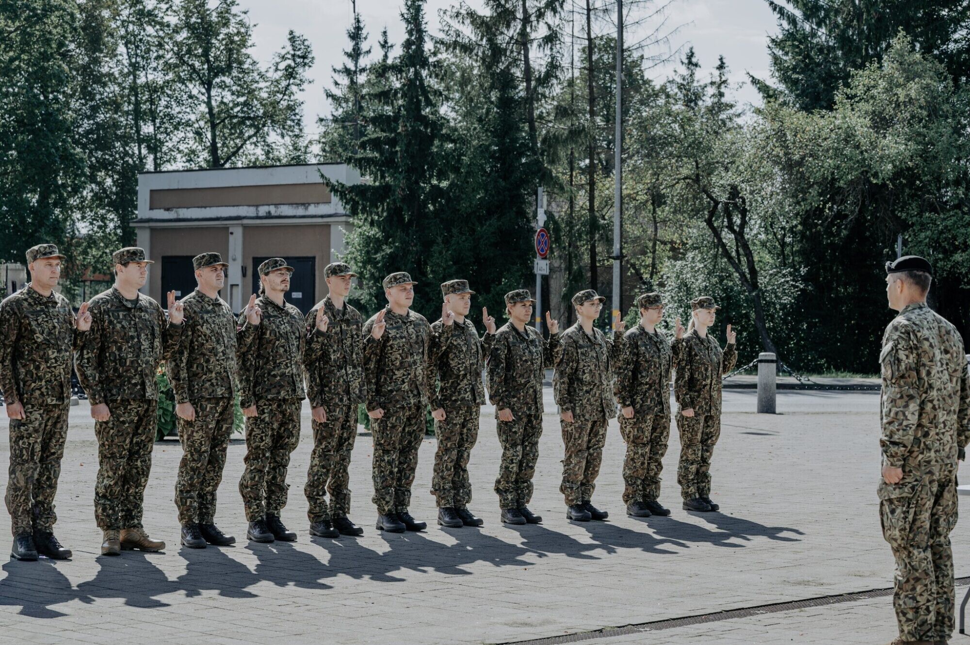 Присягу в Елгаве принесли новые земессарги | Novaja.lv