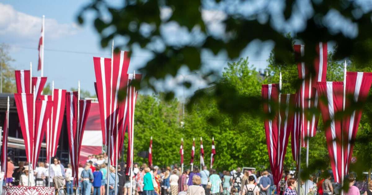 Празднование 4 мая в Елгаве | Novaja.lv